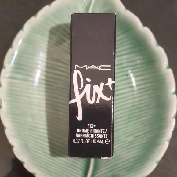 MAC Cosmetics | Makeup | Setting Spray | Poshmark